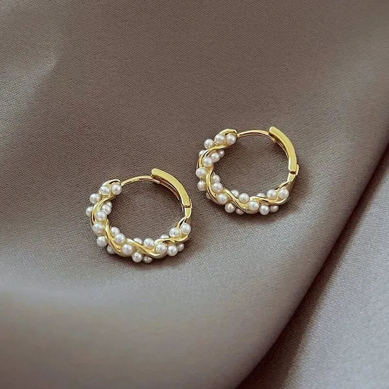 Natalia Textured Pearl Hoops – jewleryjackandjen